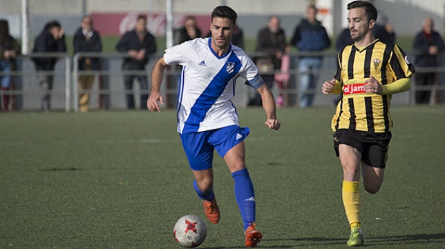 Iván Robles refuerza el lateral derecho del Cádiz CF B